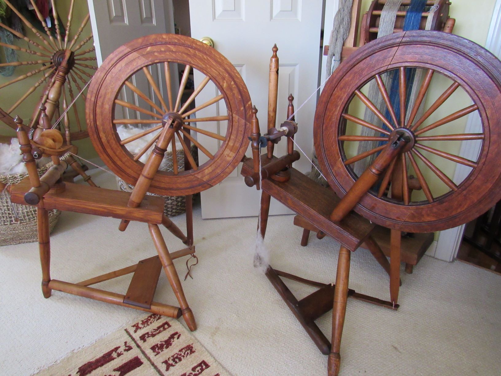 Antique spinning wheels, looms, and fiber tools – Exquisite Machinery