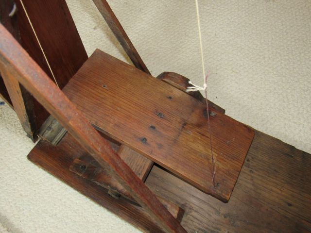 Antique loom – Exquisite Machinery