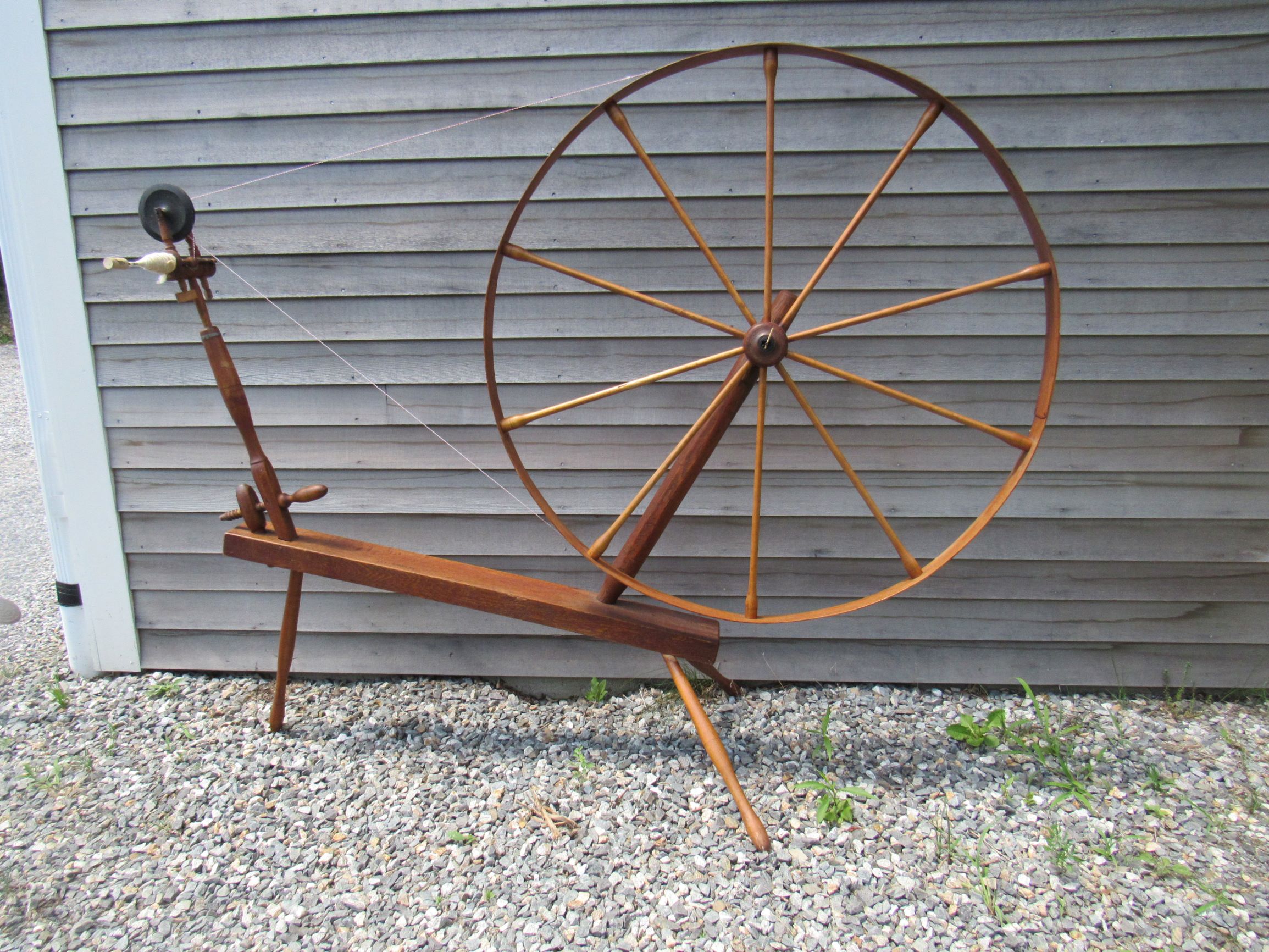Antique spinning wheels, looms, and fiber tools – Exquisite Machinery