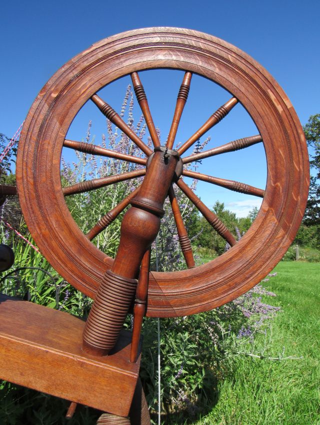 Irish spinning wheel – Exquisite Machinery