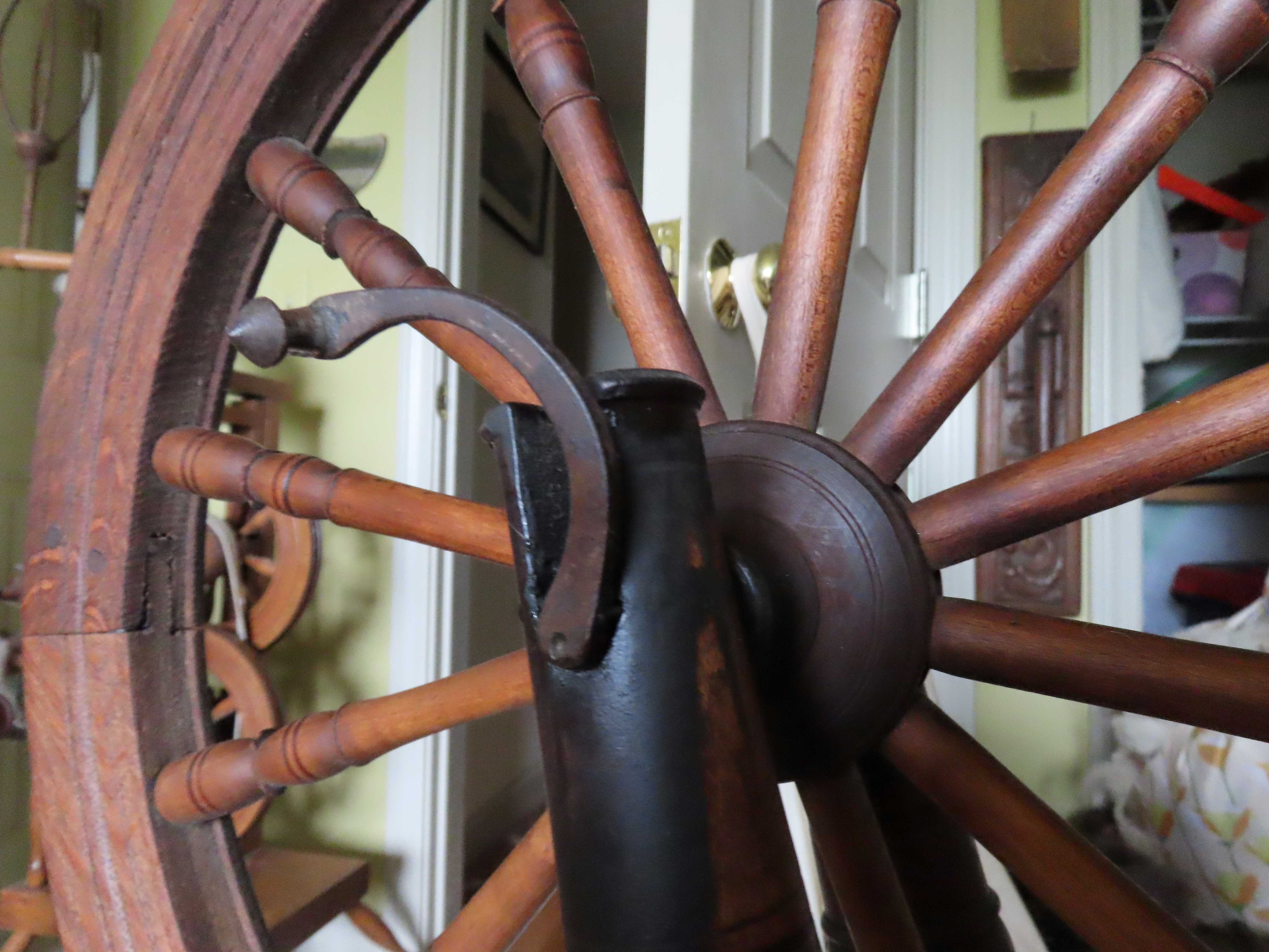 Pennsylvania spinning wheel – Exquisite Machinery