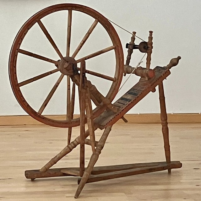 Swedish spinning wheel – Exquisite Machinery
