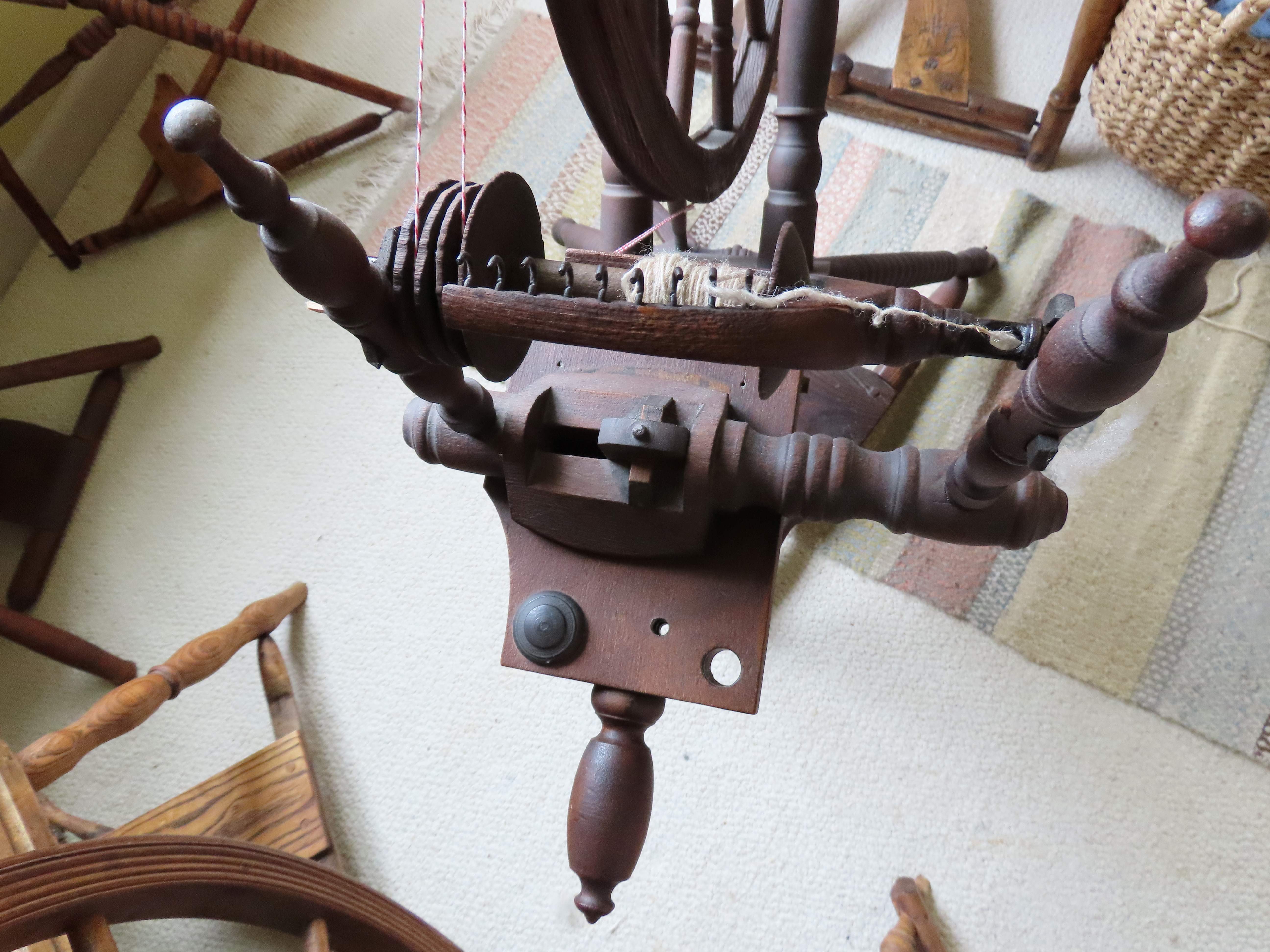 antique spinning wheel – Exquisite Machinery